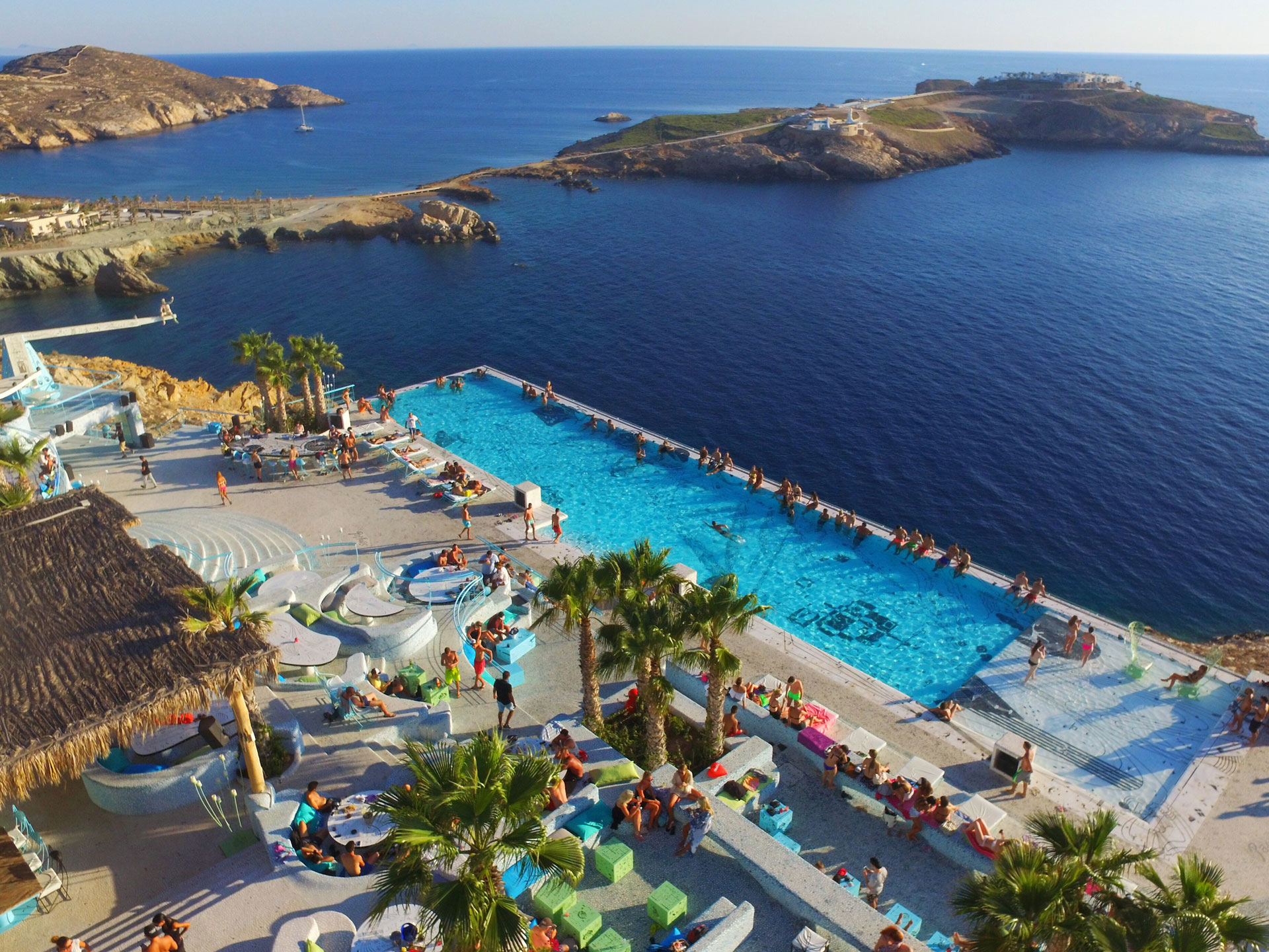 Sunset Bar in Ios Island - Pathos Lounge, The place to be in Ios