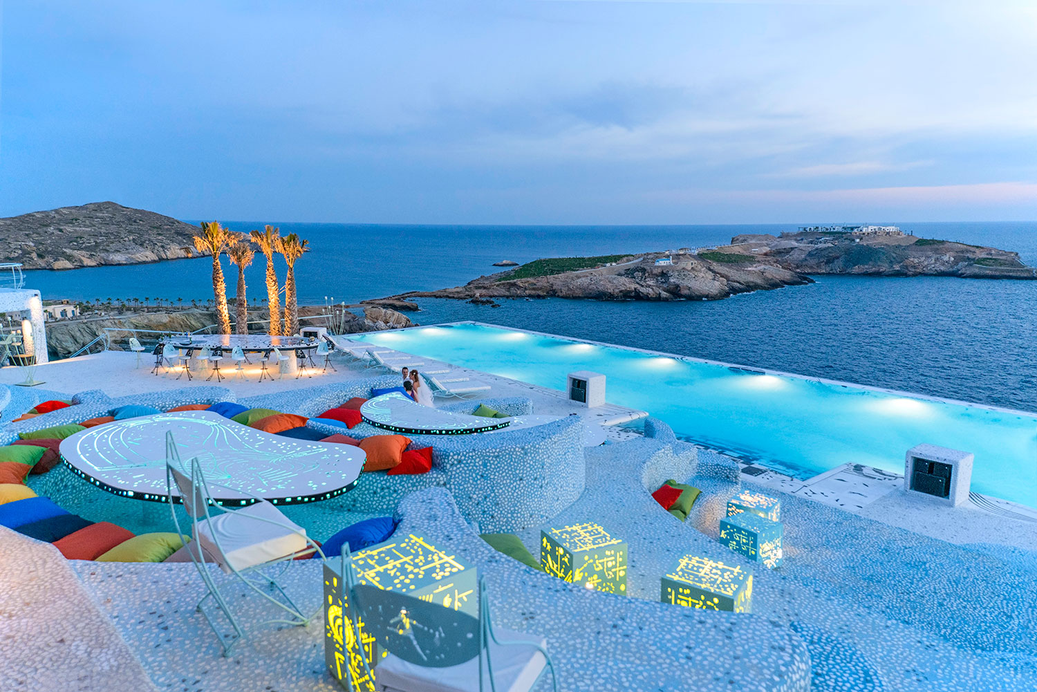 Sunset Bar in Ios Island - Pathos Lounge, The place to be in Ios