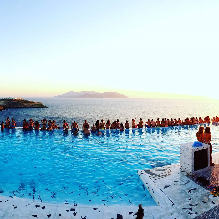 Sunset Bar in Ios Island - Pathos Lounge, The place to be in Ios