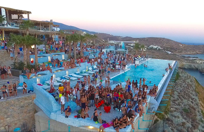 Sunset Bar in Ios Island - Pathos Lounge, The place to be in Ios