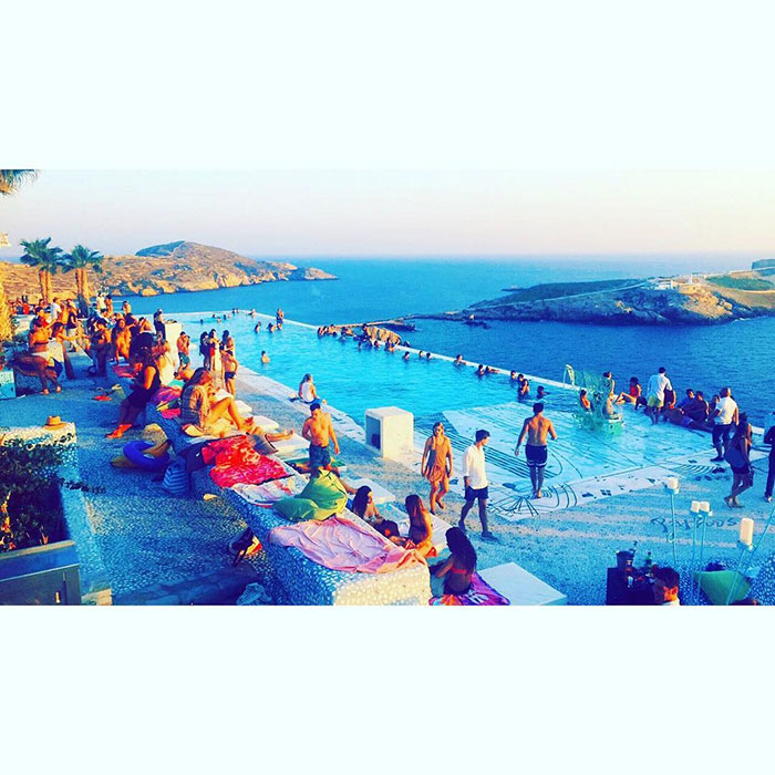 Sunset Bar in Ios Island - Pathos Lounge, The place to be in Ios
